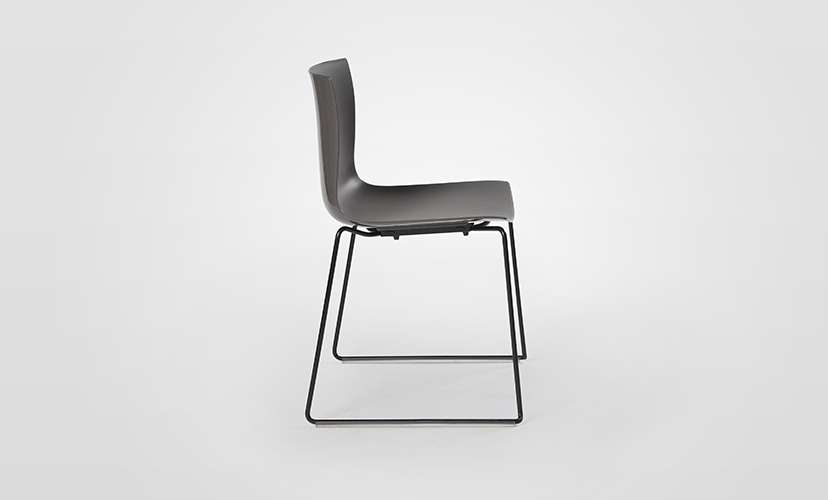 Catifa 46 Sled Chair | Designer Dining Chairs, Office Chairs ...