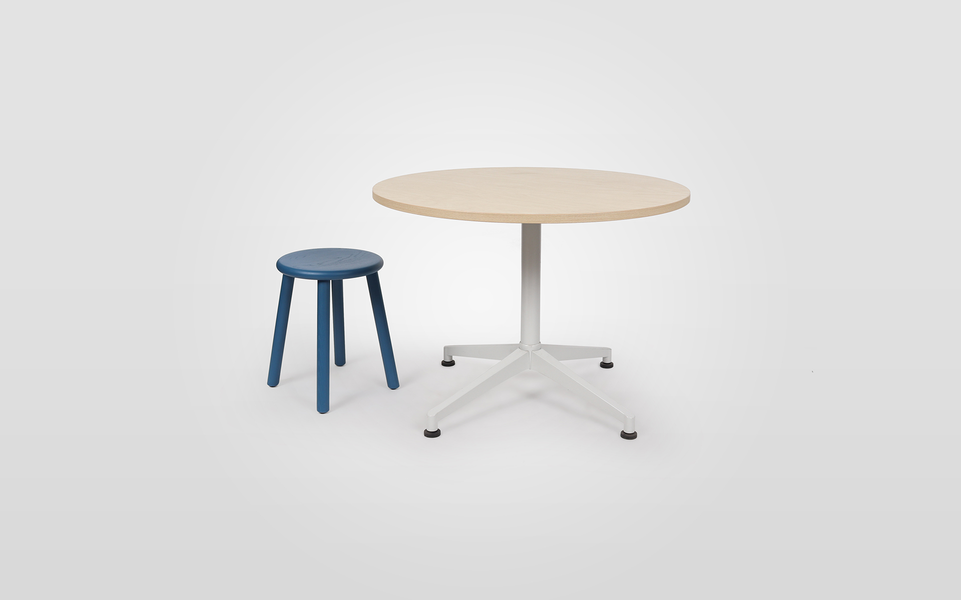 Ur Meeting Table | Designer Meeting Tables | Contemporary Furniture
